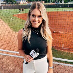 Cassie Carlson Wiki, FOX 32, Education, Birthday, Relatives, Net Worth