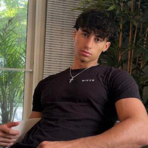 Isaac Francis Bio, Wiki, Too Hot To Handle, Age, Partner, Kids, Net