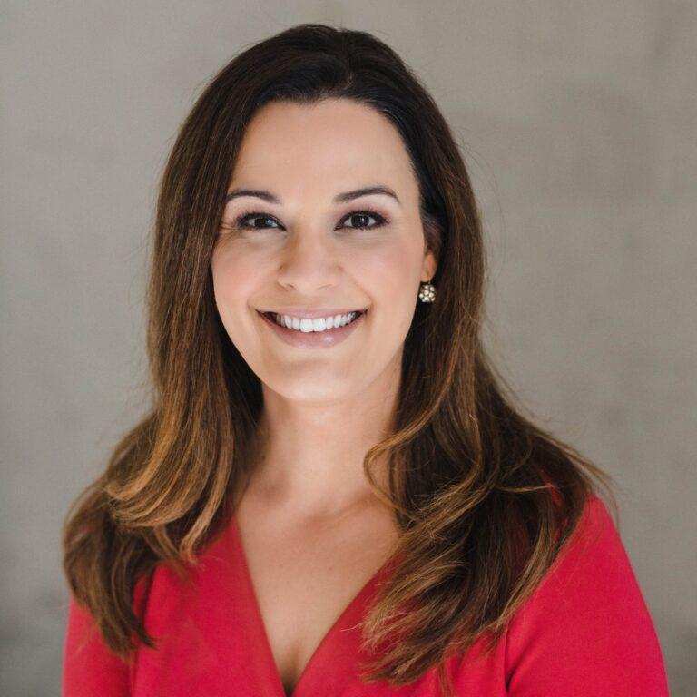 Beth Malicki Bio, Wiki, KCRG, Age, Partner, Kids, Family, Income.