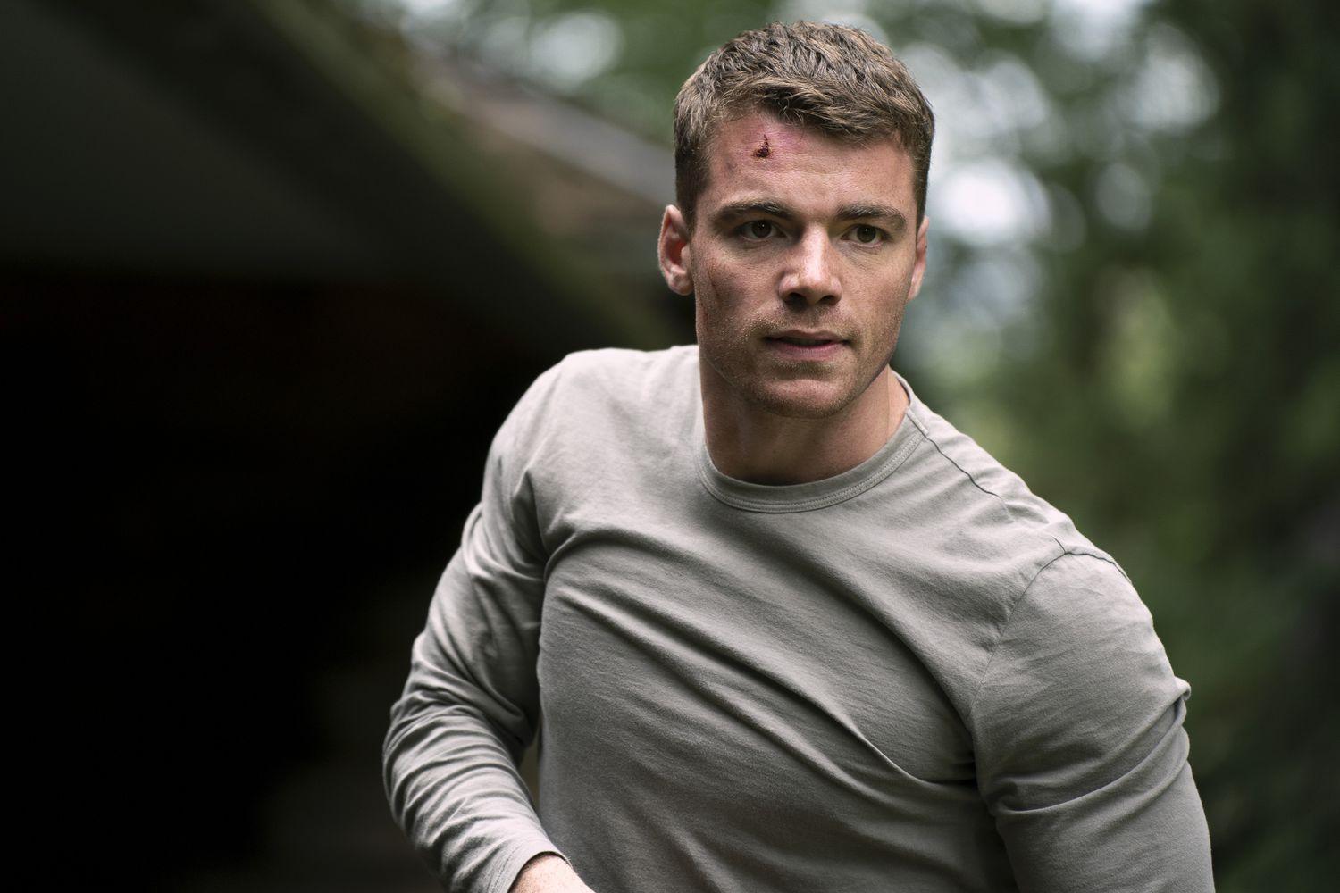 Gabriel Basso Wiki, Age, Partner, Tattoos, Movies, The Night Agent