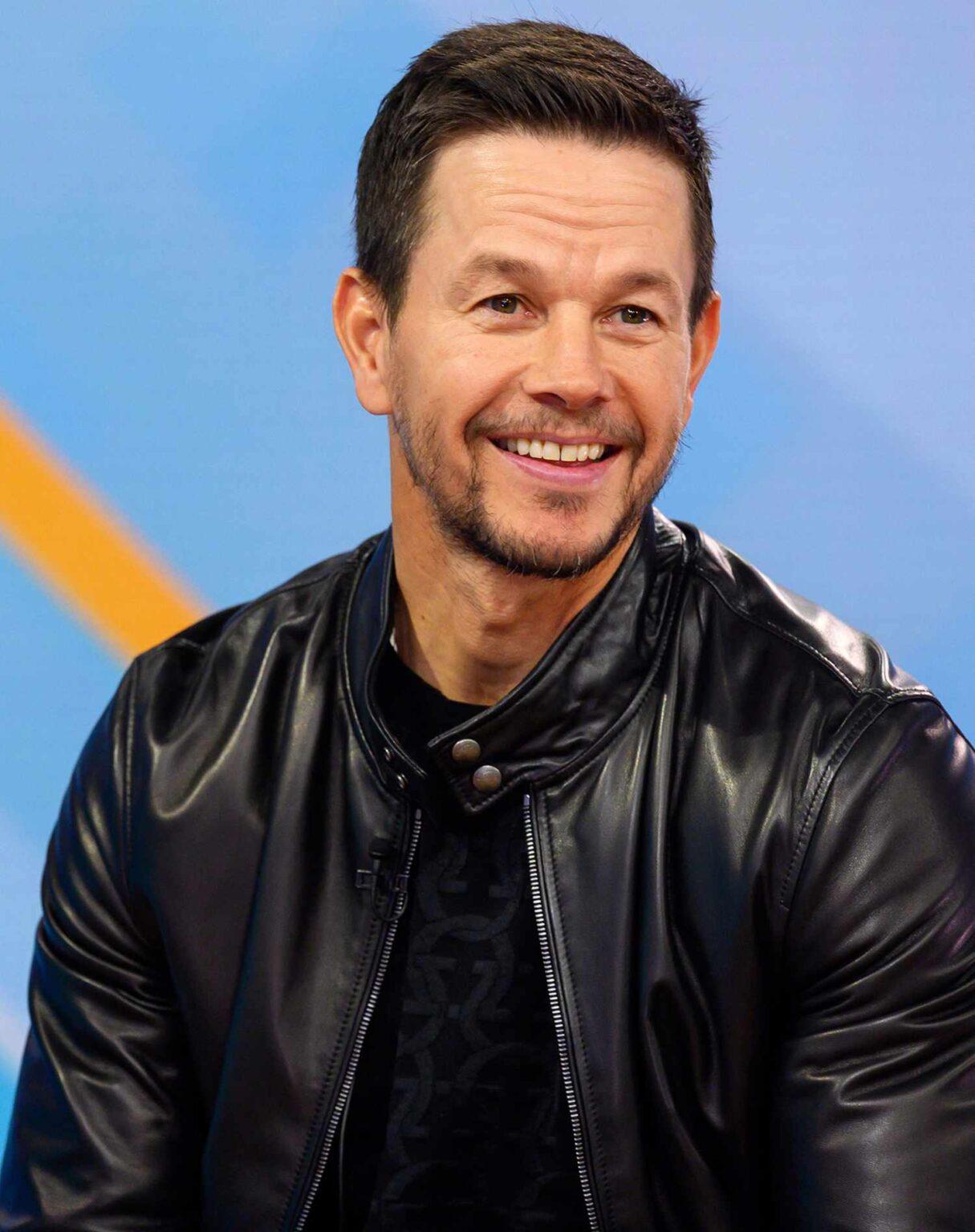 Mark Wahlberg Wiki, Age, Rapper, Daddy's Home, Wife, Family.