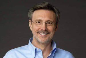 Thom Hartmann Bio, Wiki, Writer, Age, Books, Host, Partner, Kids.